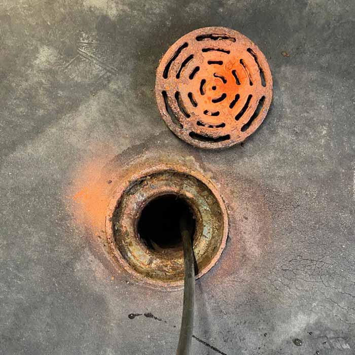 High-Pressure Drain Cleaning & Flushing • Low-Ride Pro-Vac Inc.